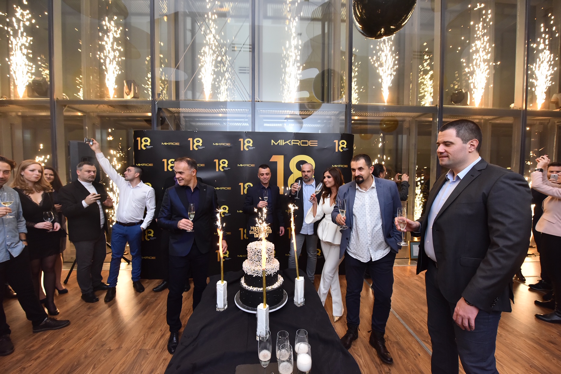 Mikroelektronika proslavila jubilej 18. godina uspešnog poslovanja - Nira Press